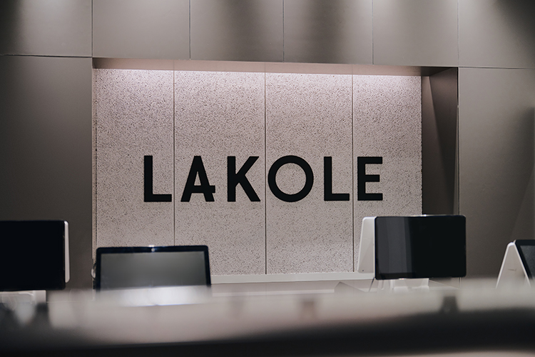 日本平價服飾Lakole登台！插旗南港lalaport4大必逛亮點，為何日本女生都愛這個niko and...姊妹品牌？ | LINE購物