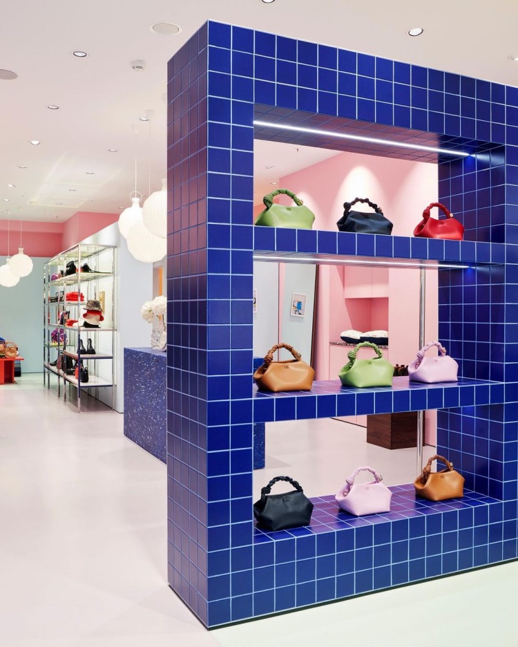 LINE購物｜先LINE購物 再購物 · LINE POINTS回饋賺不停