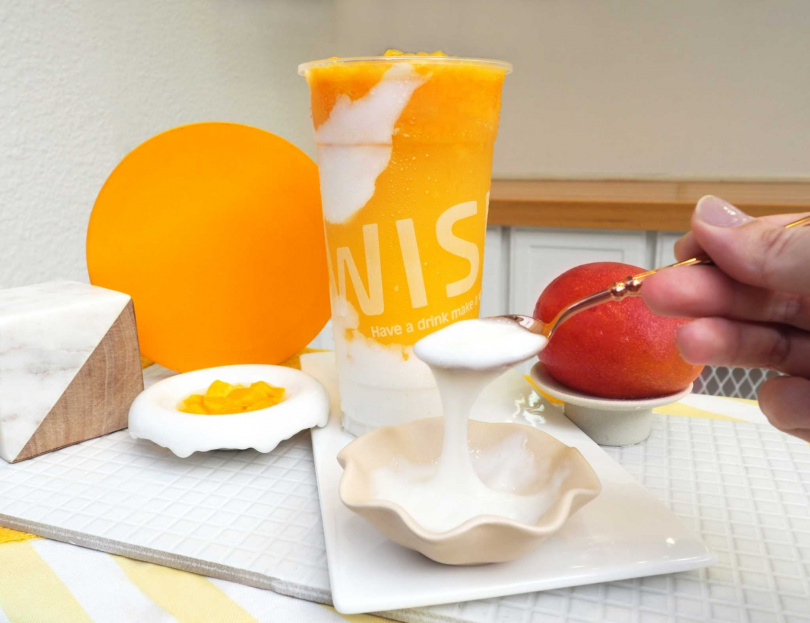 LINE購物｜先LINE購物 再購物 · LINE POINTS回饋賺不停