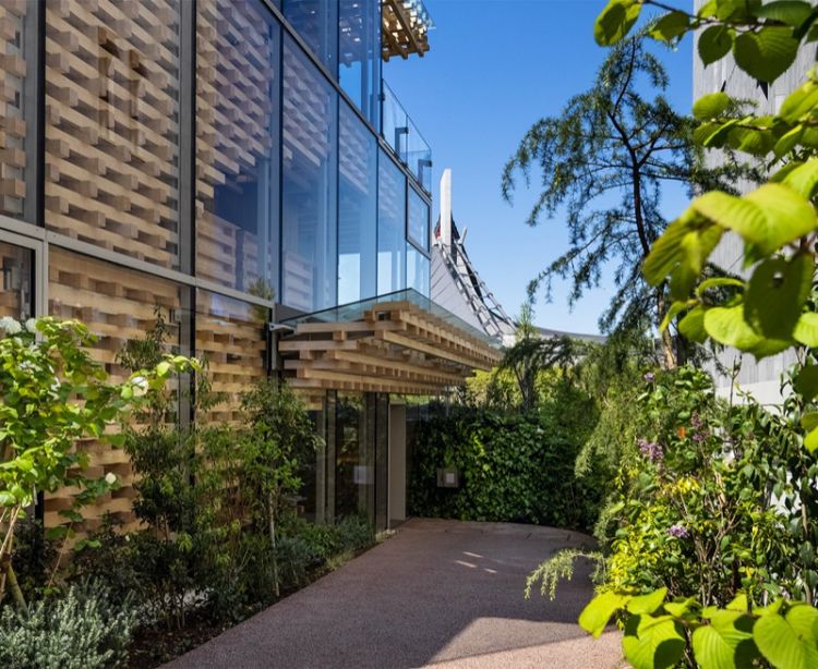 LINE購物｜先LINE購物 再購物 · LINE POINTS回饋賺不停